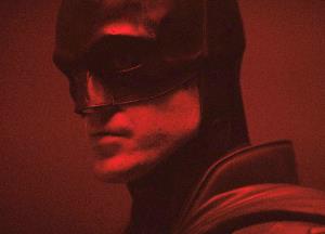 The Batman: Matt Reeves Surprises Fans With Robert Pattinson's Batsuit ...