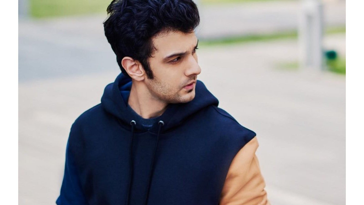 Pranav Sachdev On Playing Four Roles In 'Tiny Disasters'