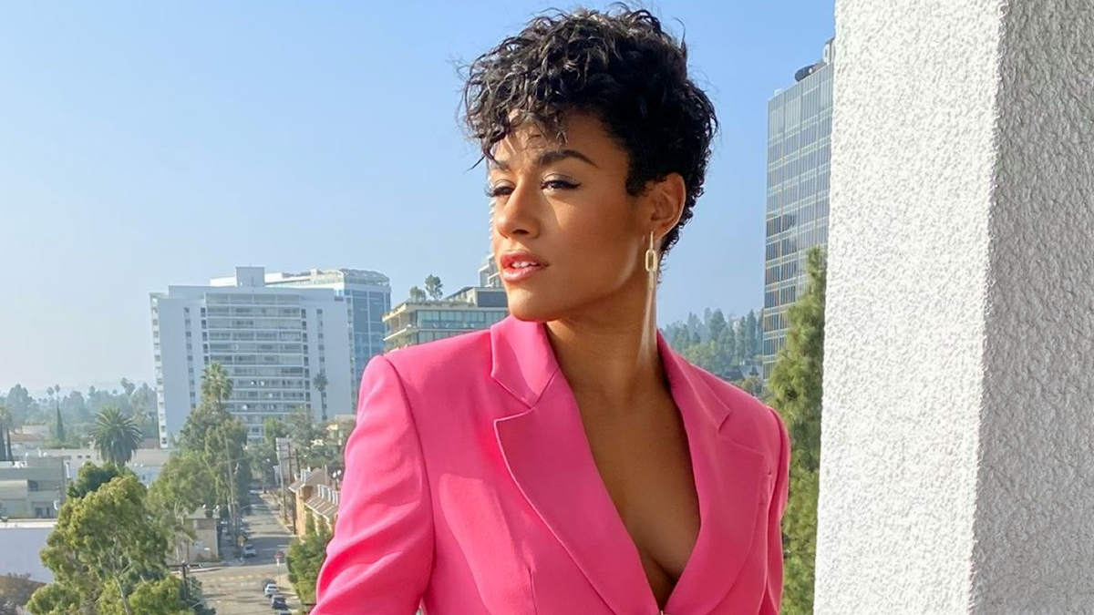 Ariana DeBose To Host Maiden 'SNL' Of 2022
